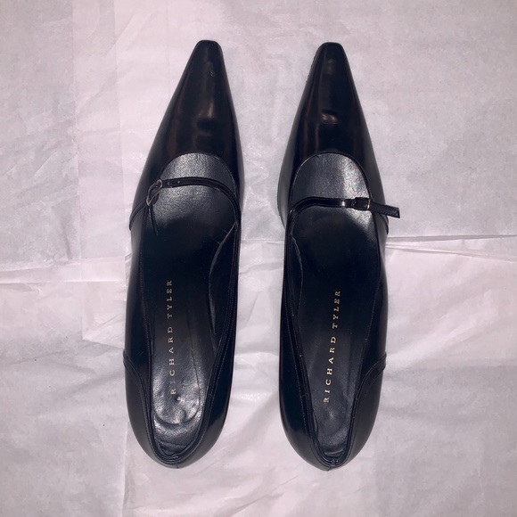 Richard Tyler | Shoes | Vintage Richard Tyler Black Pumps W Silver ...